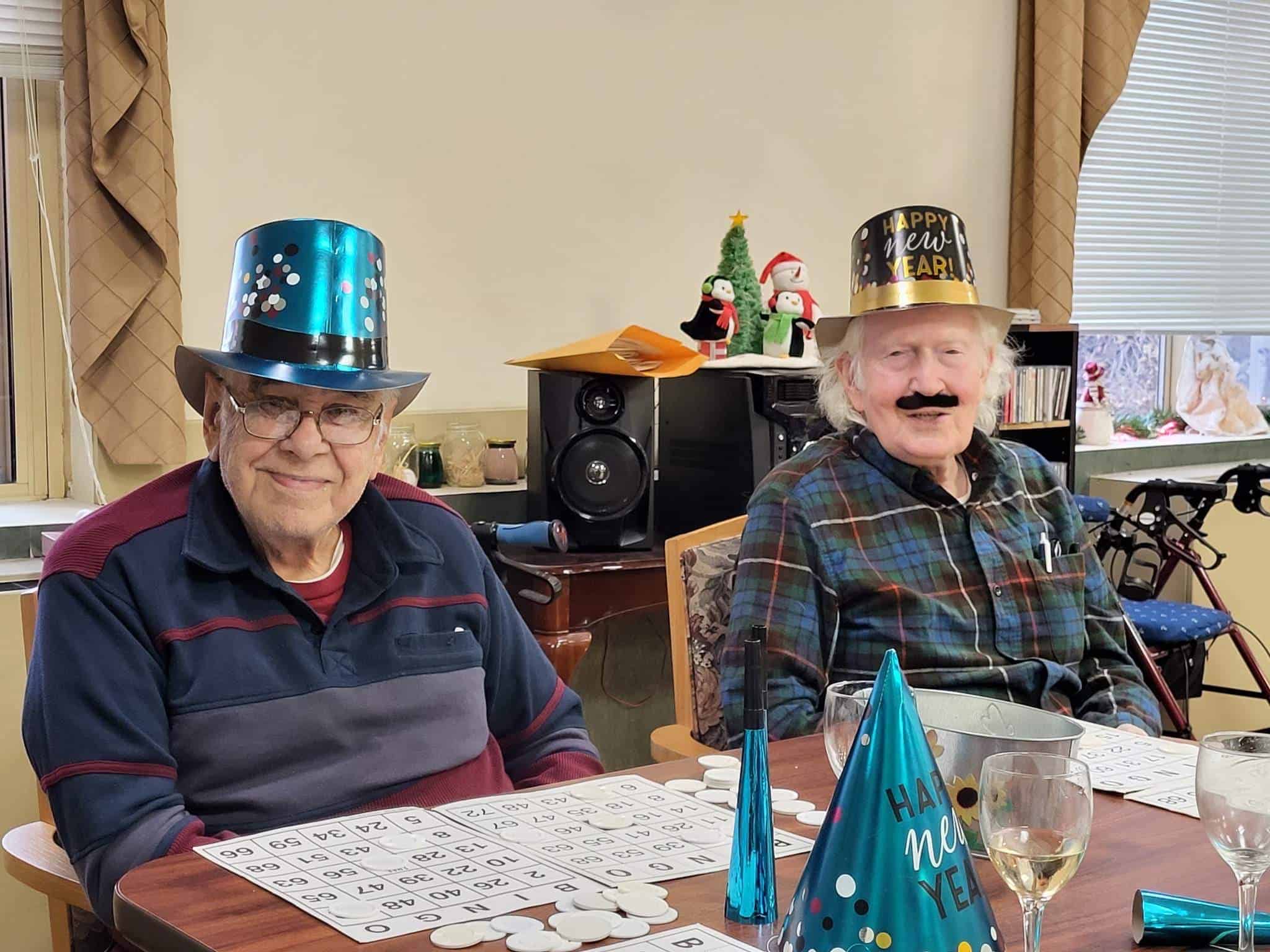 Activities and Dining – Presidential Oaks – Better Senior Living