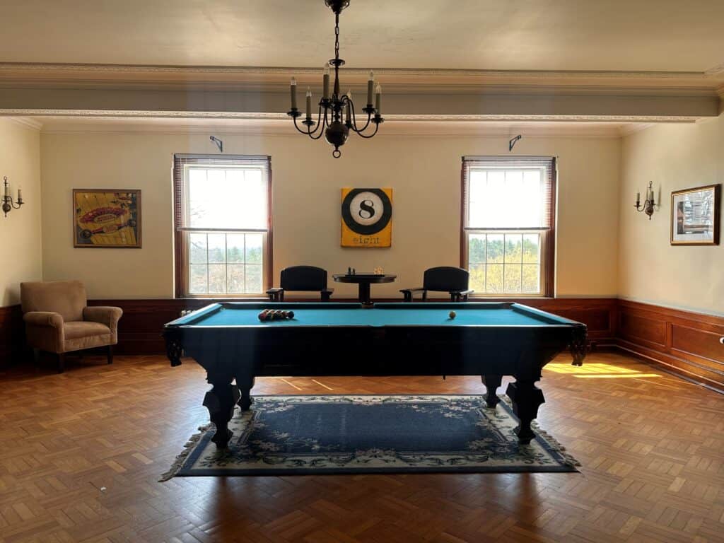 Supported Retirement Living - Presidential Oaks - Better Senior Living