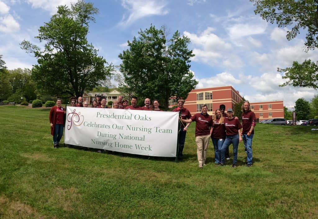 Activities and Dining - Presidential Oaks - Better Senior Living